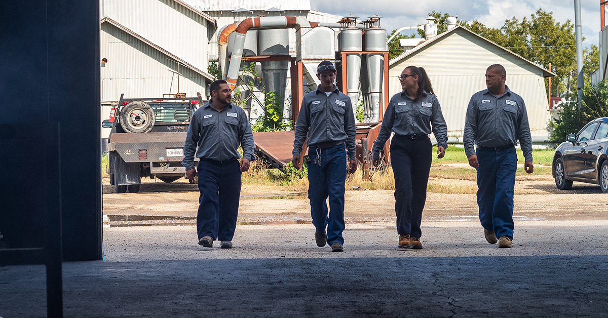 Understanding OSHA’s new electric arc flash safety guidance | UniFirst